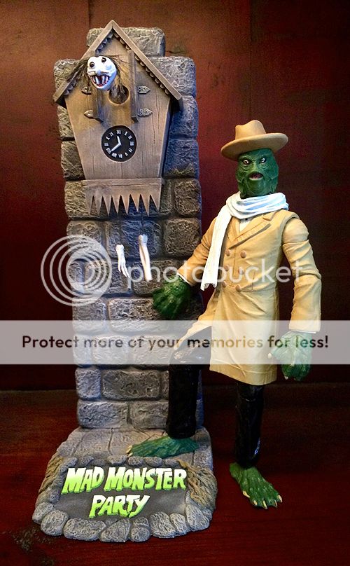 Mad Monster Party Cuckoo Clock